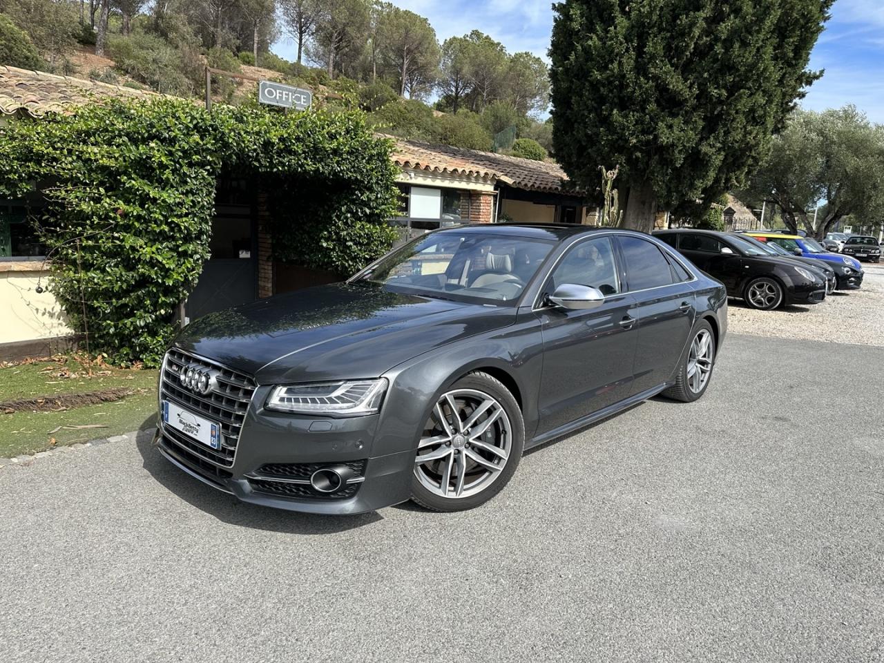 BlackBetty Motors - AUDI-S8-S8 Quattro Sport 4.0 V8 TFSI - BVA ...