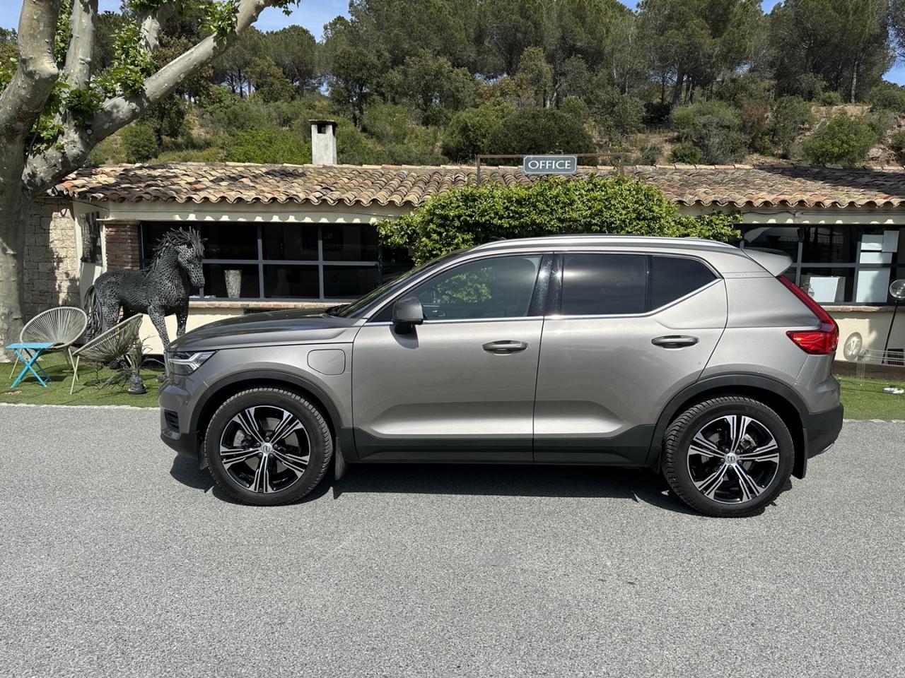 VOLVO HYBRID XC40 INSCRIPTION LUXE VAR PAS CHER CREDIT PACA